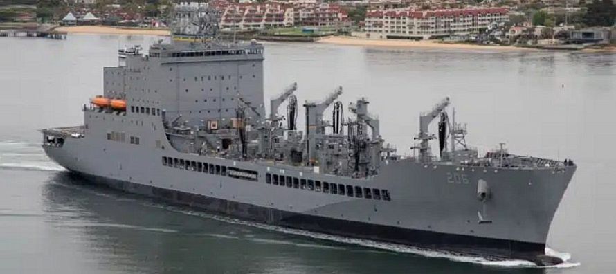 ВМС США получили очередной большой танкер снабжения Harvey Milk